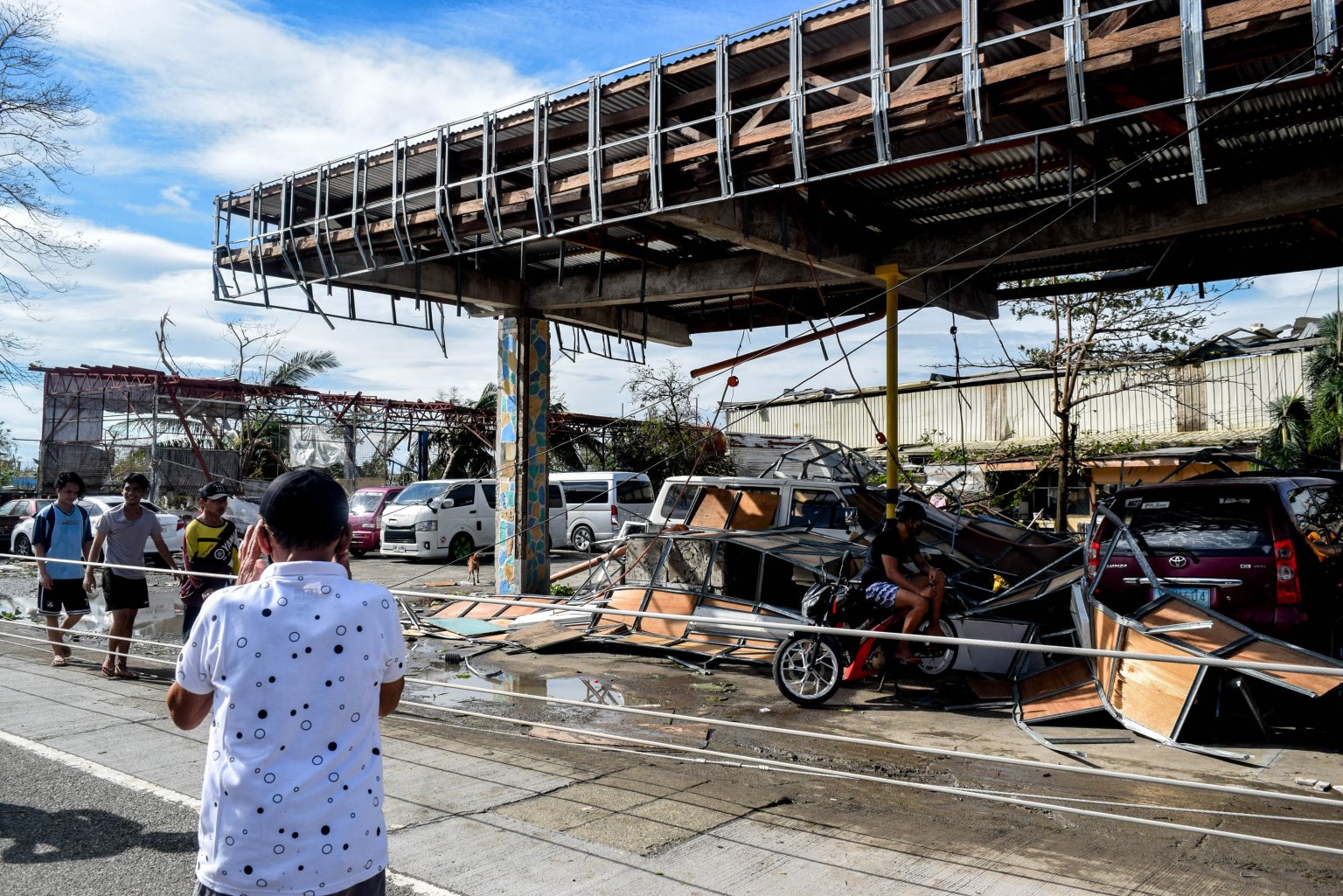 Yuewei Ling - Homepage